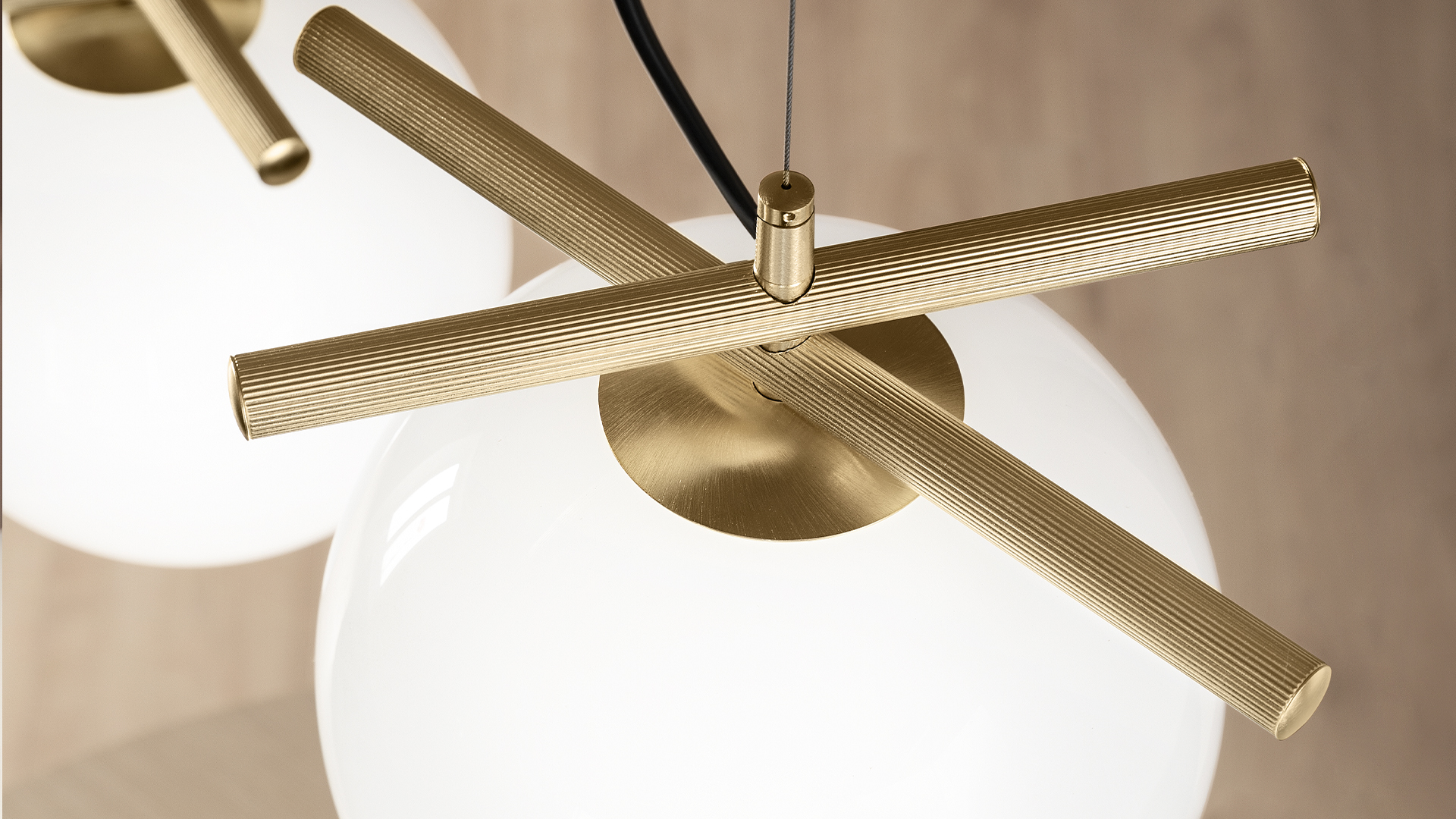 Posy Linear Suspension - Masiero